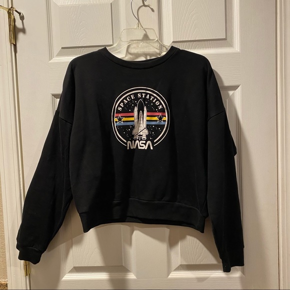 Freeze | Sweaters | Nasa Space Station Crop Top Sweater | Poshmark